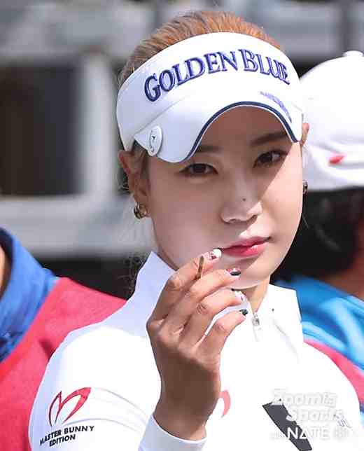 강명호ㅣ'치명적 눈웃음' 유현주…"스토리는 계속?"