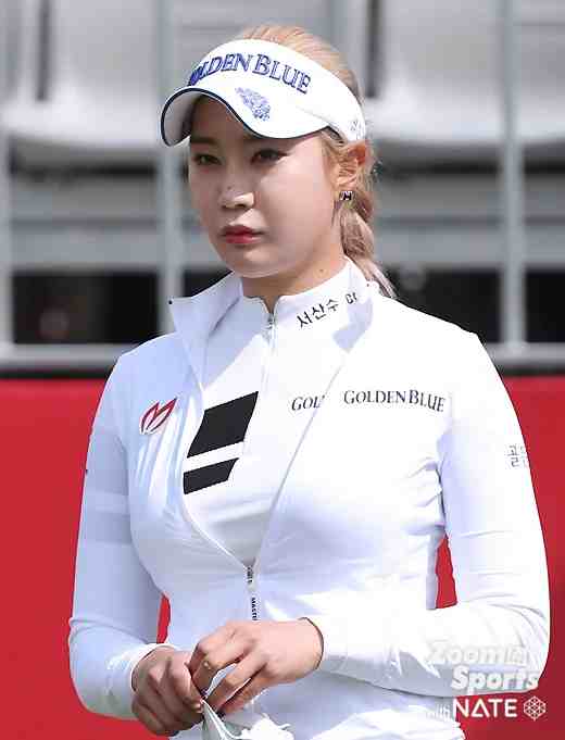 강명호ㅣ'치명적 눈웃음' 유현주…"스토리는 계속?"